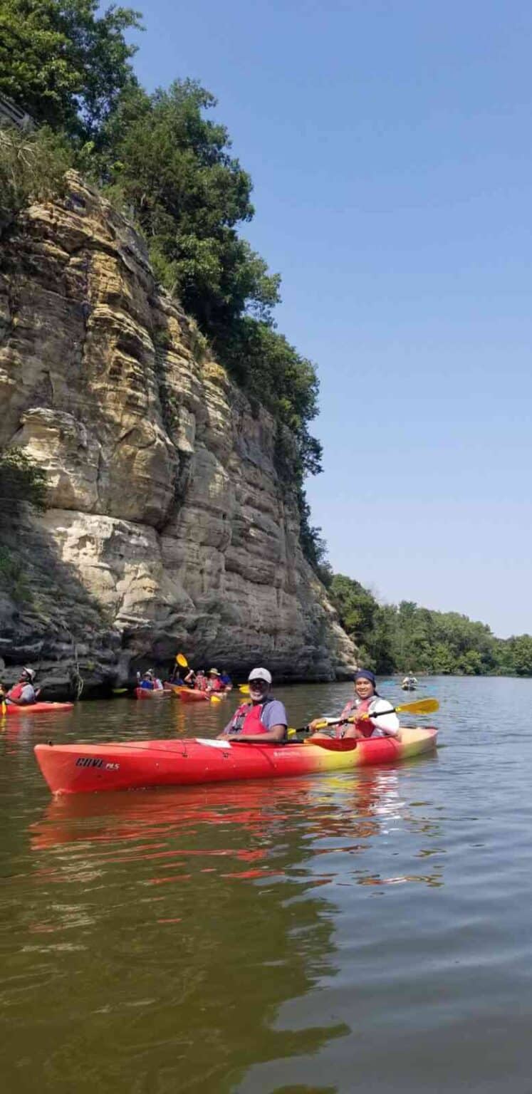 our water trails kayak chicago, kayak chicago river, canoes, kayak